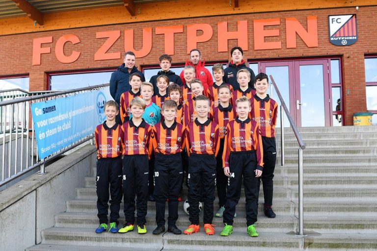 Toyota Wagenmaker nieuwe elftalsponsor FC Zutphen JO13-2 | FC Zutphen